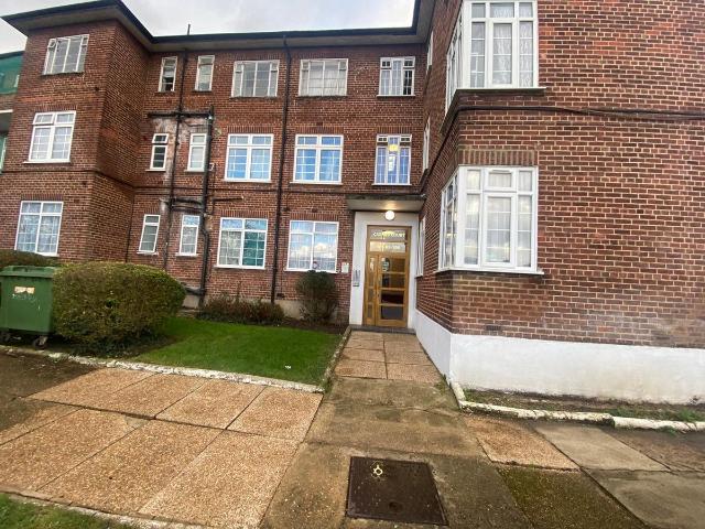 Carmel Court, Kings Drive, Wembley, Middlesex HA9, 2 bed flat to rent, £2,000 pcm | PrimeLocation
