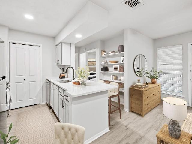 Carmel at Deerfield 2 Bedroom Apartment for Rent at 1440 W Bitters Rd, San Antonio, TX 78248