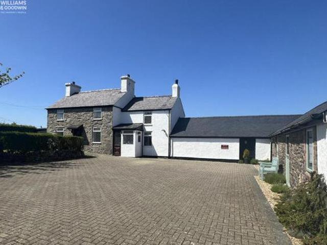 Carmel, Llannerch y medd, 4 Bedroom Detached