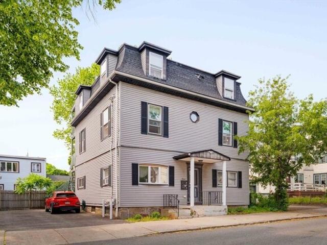 Carmel St, Chelsea, Home For Sale