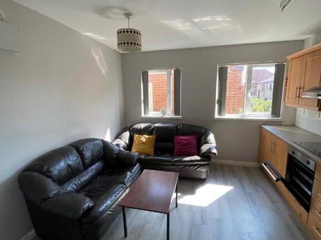 Carmel Street, Queens Quarter, Belfast, BT7 1QE