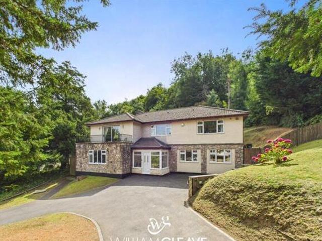Carmel Road, Holywell, 5 Bedroom Detached