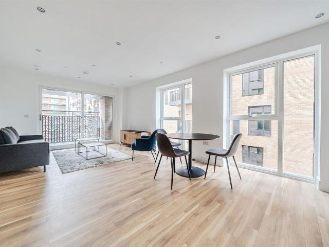 Carmelia House, Aerodrome Road, London NW9, 1 bed flat to rent, £1,998 pcm | PrimeLocation