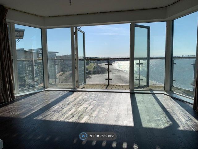Carmichael Avenue, Greenhithe DA9, 2 bed flat to rent, £1,750 pcm | PrimeLocation