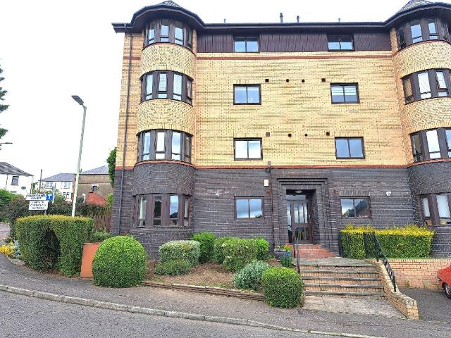 Carmichael Court, Dundee DD3, 2 bed flat to rent, £850 pcm | PrimeLocation