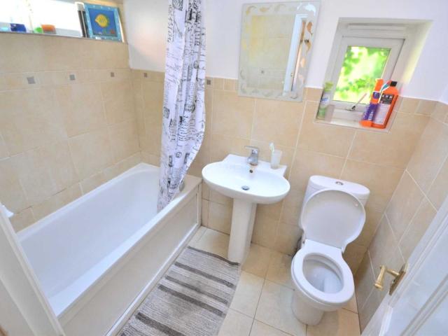 Carnarvon Road, Reading, Berkshire RG1, 6 bed terraced house to rent, £3,500 pcm | PrimeLocation