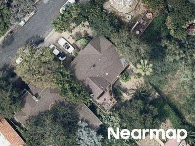 Carnation Ave