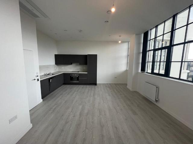 Carnation Gardens, UB3 2 bed flat to rent £1,950 pcm £450 pw