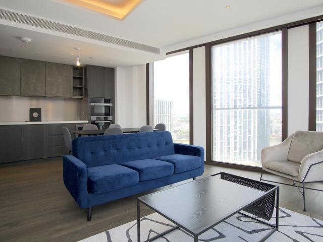 Carnation Way, London SW8 3 bed flat to rent £6,283 pcm £1,450 pw