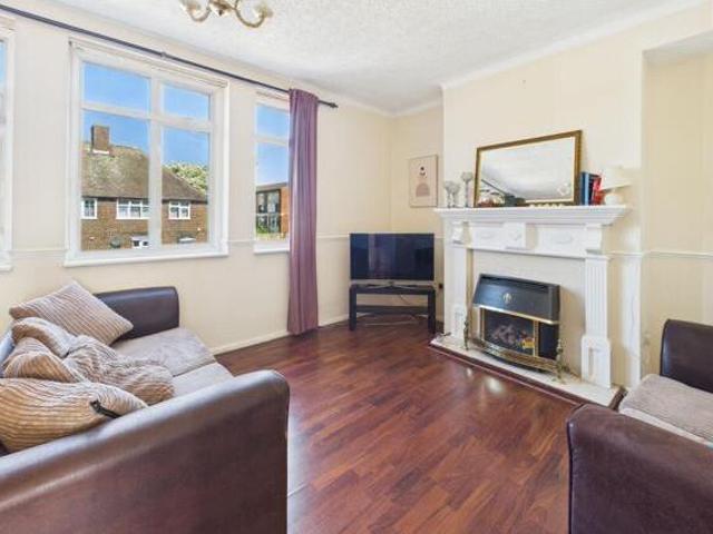 Carnbrook Road, London, 2 Bedroom Flat