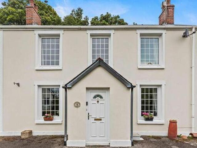 Carnglas Road, Sketty, 4 Bedroom Detached