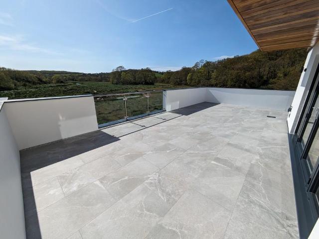 Carnon Gwel, Nr Falmouth TR3 4 bed townhouse to rent £2,100 pcm £485 pw
