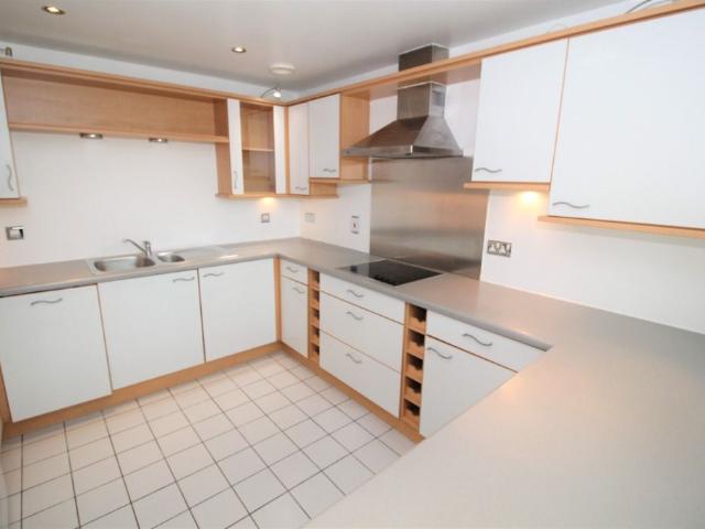 Carnoustie Street, Glasgow G5, 3 bed flat to rent, £1,500 pcm | PrimeLocation