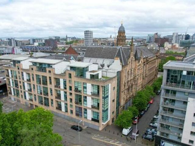Carnoustie Street, Glasgow, 2 Bedroom Apartment