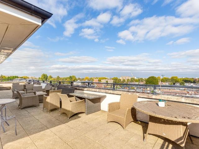 Carnwath Road, Hurlingham SW6, 4 bed flat to rent, £7,000 pcm | PrimeLocation