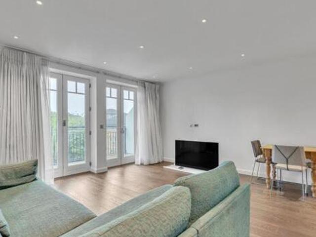 Carnwath Road, London, 2 Bedroom Apartment
