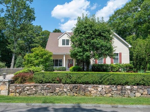 Carol St, Danbury, Home For Sale