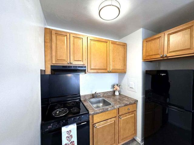 Carole House Apartments 1 Bedroom Apartment for Rent at 8640 W Chester Pike, Upper Darby, PA 19082