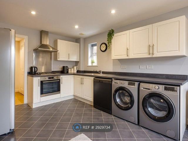 Carolina Close, Bridgwater TA6, 6 bed semi detached house to rent, £4,250 pcm | PrimeLocation