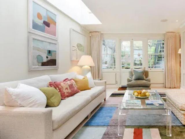 Caroline Terrace, Londres, Great London, Sw1w | 2 bed townhouse for rent #164959710 | Rentberry
