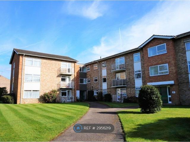 Caroline Court, Reading RG1, 2 bed flat to rent, £1,500 pcm | PrimeLocation