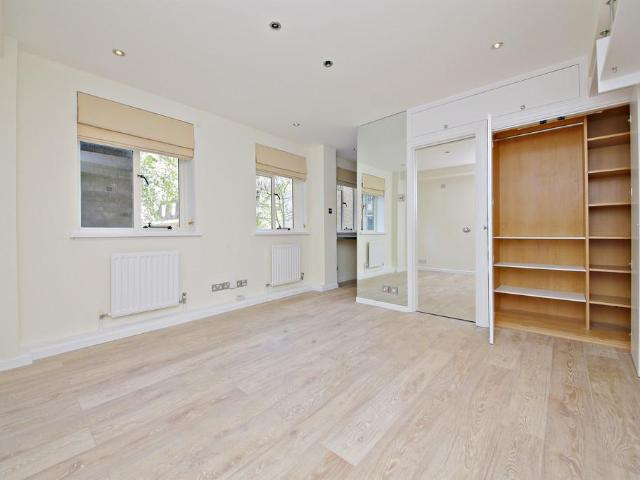 Caroline House, Bayswater Road, W2 Studio to rent £1,750 pcm £404 pw