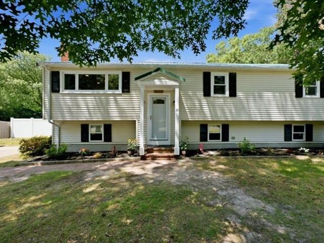 Carolyn Dr, Plymouth, Home For Sale