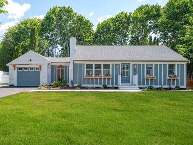 Carolyn Ln, East Falmouth, Home For Sale