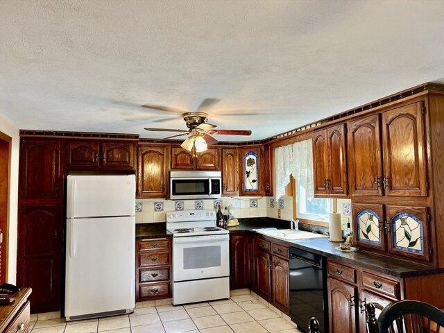 Carousel Dr, Millbury, Home For Sale