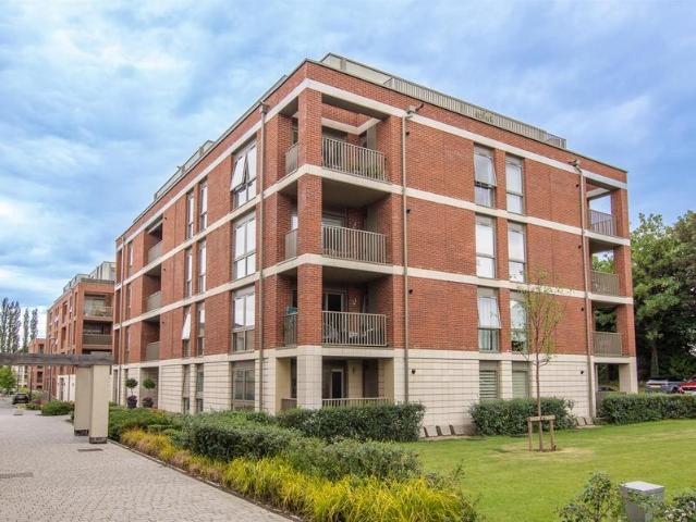 Carousel House, Joseph Terry Grove. 2 bed apartment to rent £1,575 pcm £363 pw