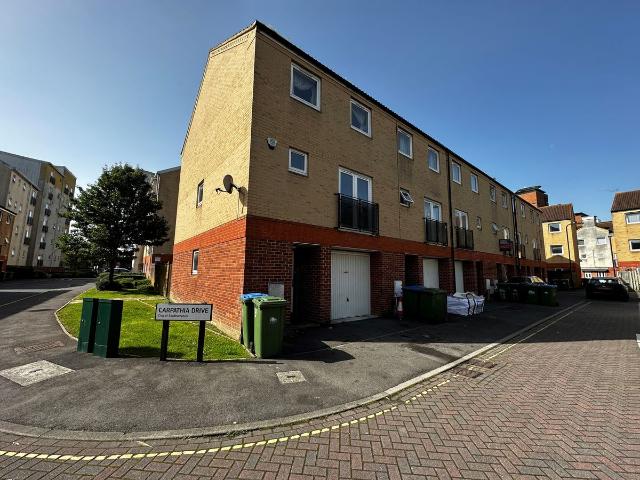 Carpathia Drive, Southampton, Hampshire SO14, 4 bed detached house to rent, £1,800 pcm | PrimeLocation
