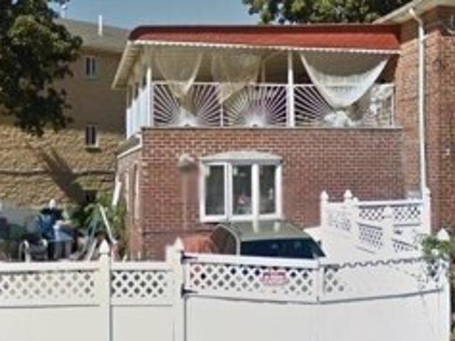 Carpenter Ave, Hollis, Home For Sale