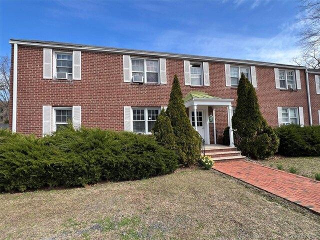 Carpenter Ave Unit B, Mount Kisco, Property For Sale