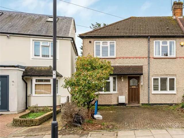 Carpenter Gardens, Winchmore Hill, London, N21 3HG, United Kingdom | 3 bed apartment for rent #166001099 | Rentberry