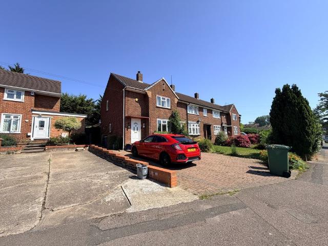 Carpenter Way, Potters Bar EN6, 2 bed semi detached house to rent, £1,900 pcm | PrimeLocation