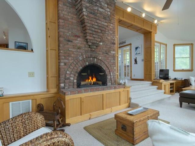 Carpenters Point Rd, Ludlow, Home For Sale
