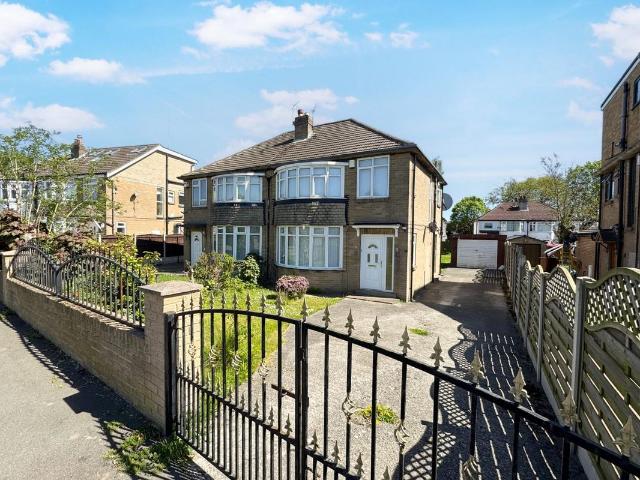 Carr Manor View, Leeds LS17, 3 bed semi detached house to rent, £1,500 pcm | PrimeLocation
