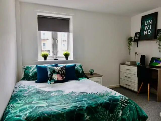 Carr Mills, Leeds Student Accommodation | Amber