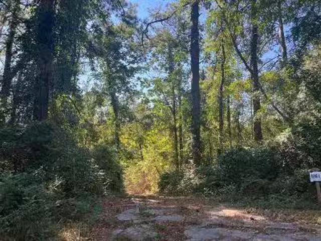 Carr Rd NE