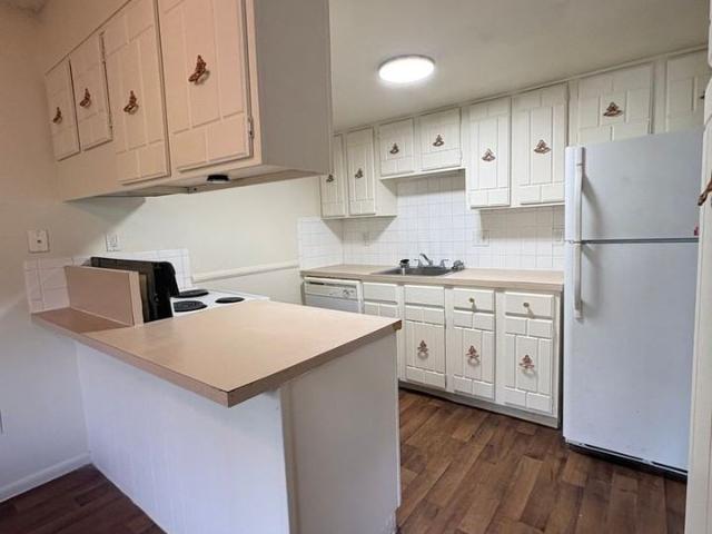 Carr 2 Bedroom Apartment for Rent at 915 Carr St, Lakewood, CO 80214 Eiber