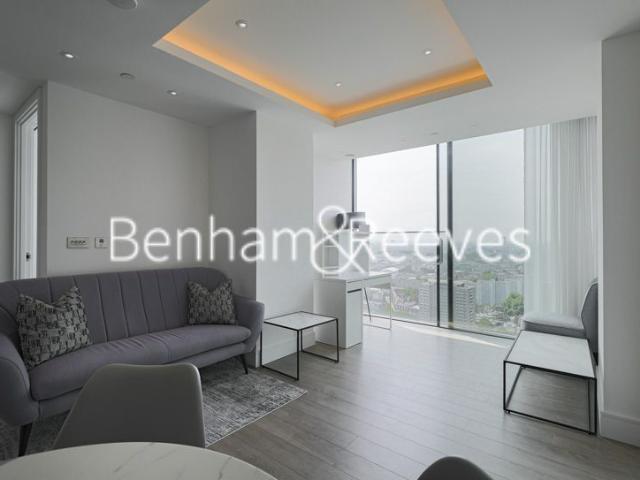 Carrara Tower, Bollinder Place EC1V, 2 bed flat to rent, £4,200 pcm | PrimeLocation
