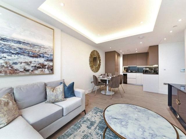 Carrara Tower, City Road, London EC1V, 2 bed flat to rent, £16,900 pcm | PrimeLocation