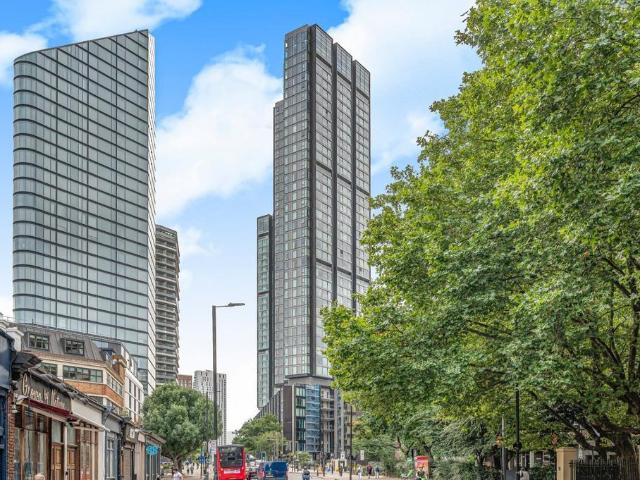 Carrara Tower, London EC1V 2 bed apartment to rent £4,250 pcm £981 pw