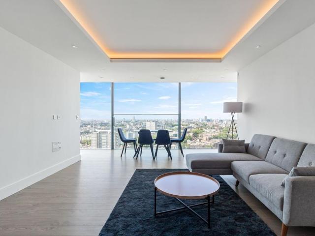 Carrara Tower, 1 Bollinder Place. 2 bed apartment to rent £5,000 pcm £1,154 pw