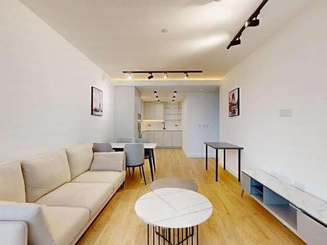 Carrera Tower, Bollinder Place, EC1V