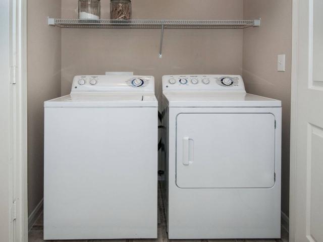 Carrington Park at Huffmeister Apartments 2 Bedroom Apartment for Rent at 14600 Huffmeister Rd, Houston, TX 77429 Cypress