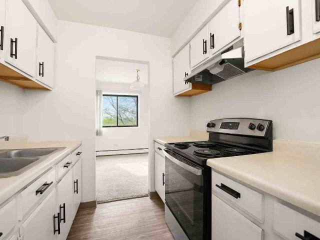 Carriage Creek Apartments 1 Bedroom Apartment for Rent at 22501 Butterfield Rd, Richton Park, IL 60471