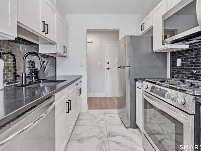 Carriage Dr Unit,milford, Condo For Sale