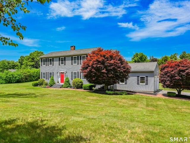 Carriage Dr, Burlington, Home For Sale