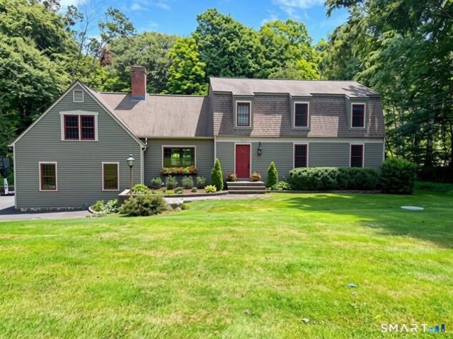 Carriage Dr, Southbury, Home For Sale